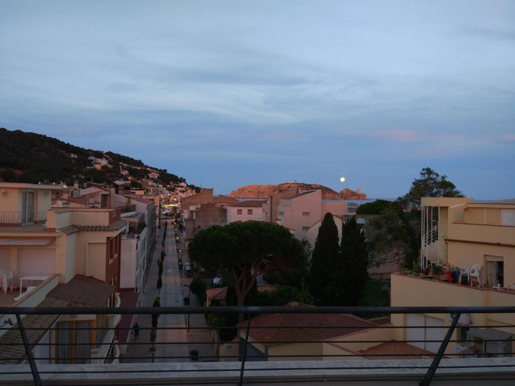 Apartamento Lliris Atico, L'Estartit (updated prices 2025)