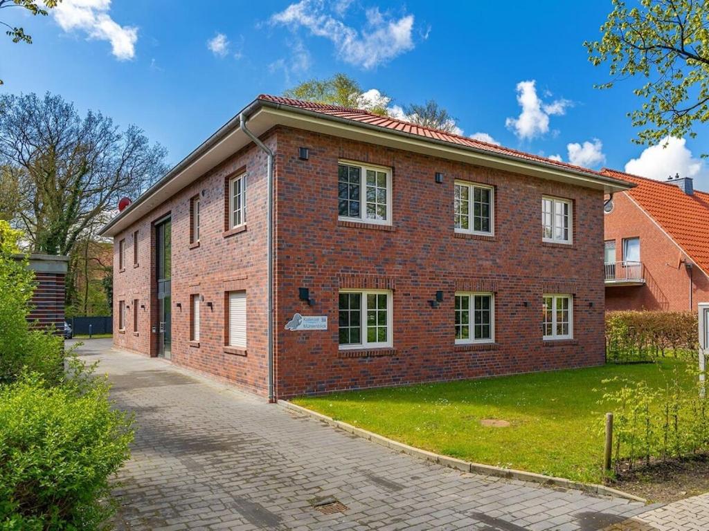 Holiday apartment in Hage with swimming pool, Berum (precios ...