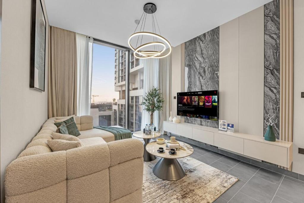 Classy 2BR Dubai Getaway Near Downtown, Dubai (updated prices 2025)