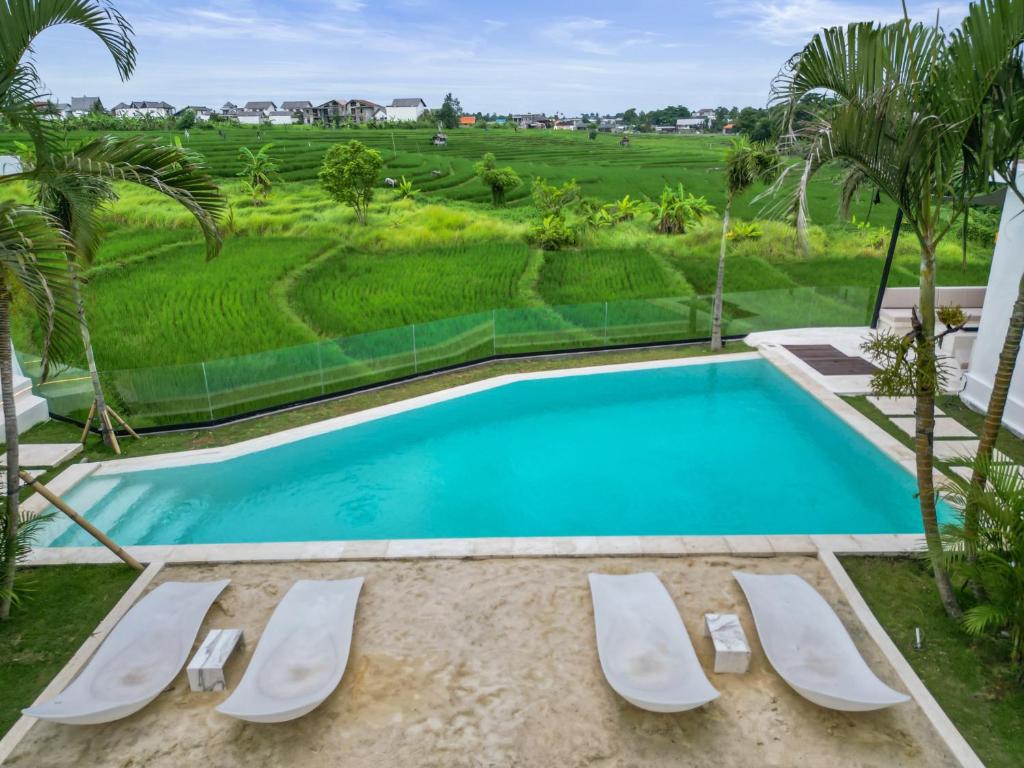 Luxus Oase - the R Villa Luwa mit Butler&Privatkoch Munggu (ราคาอัปเดต ...