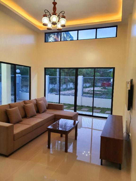 Villa Emee Nora in Panglao Island, Bohol Philippines, Libaong ...