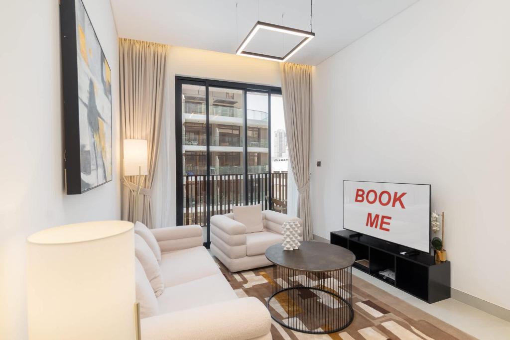 StayShort - JVC 2 bed sleeps 3 with a Padel Court, Dubai (preços ...