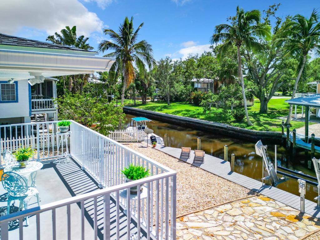 244 Dundee, Fort Myers Beach (preços atualizados 2025)