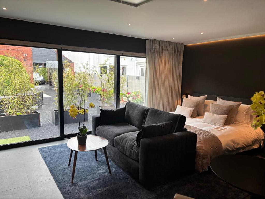 Cottage - Sleeps 2 Patio & Free On-Road Parking, Lostock (aktualizované ...