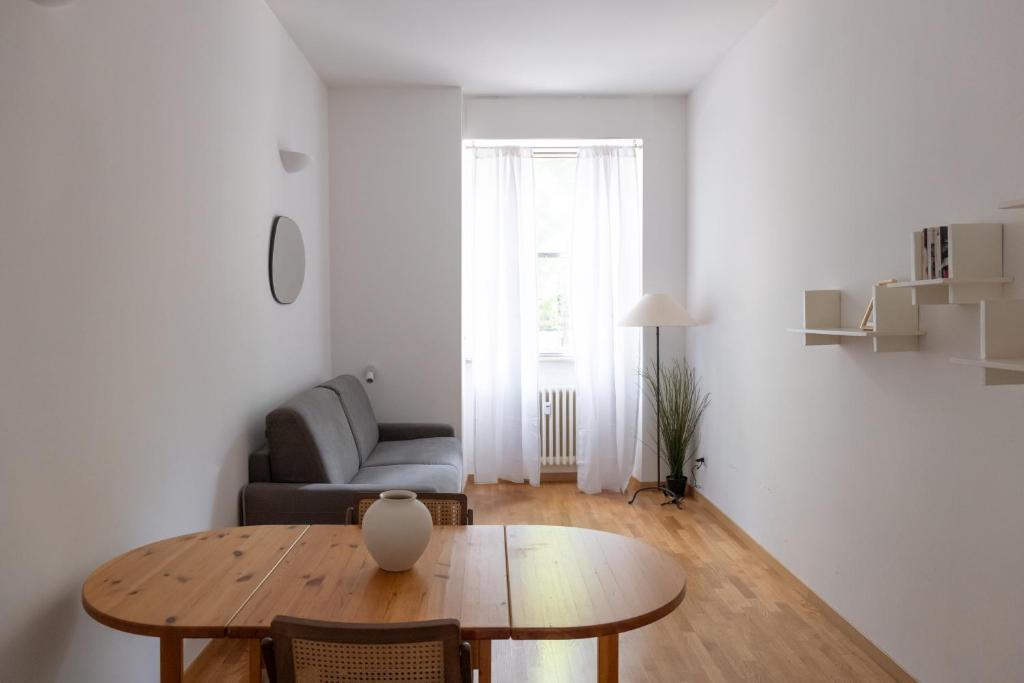 Spazioso Monolocale in Zona Residenziale - MirablePM, Milán (precios ...