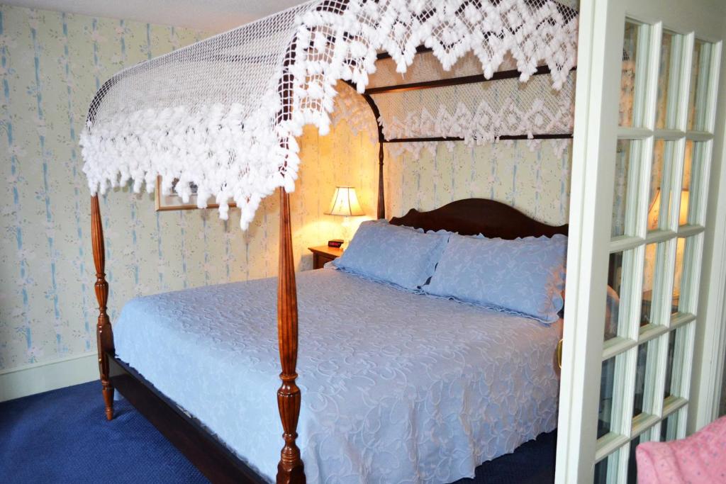 Stafford's Bay View Inn, Petoskey (updated prices 2025)