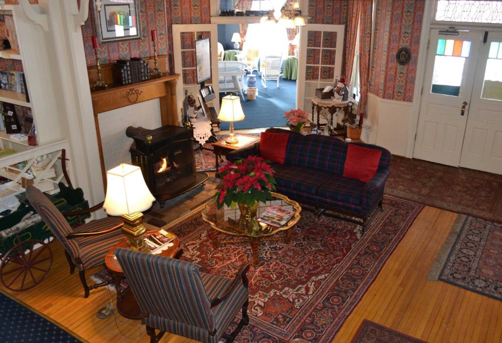 Stafford's Bay View Inn, Petoskey (updated prices 2025)