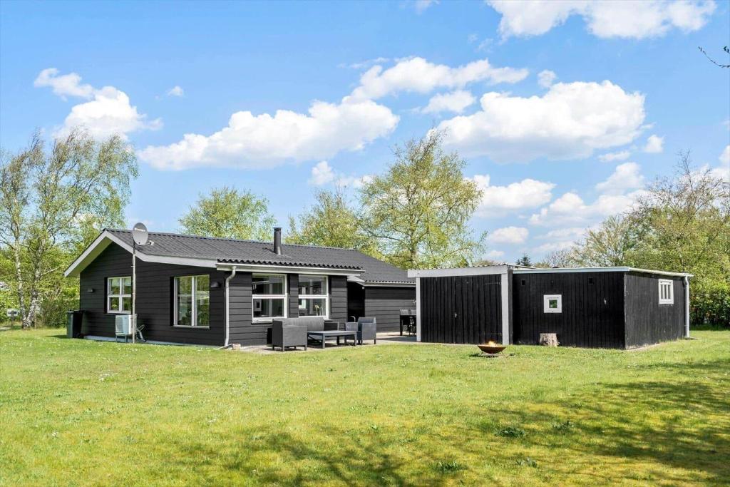 30258-Ulfborg-Rollikevej-153, Vang (updated prices 2026)