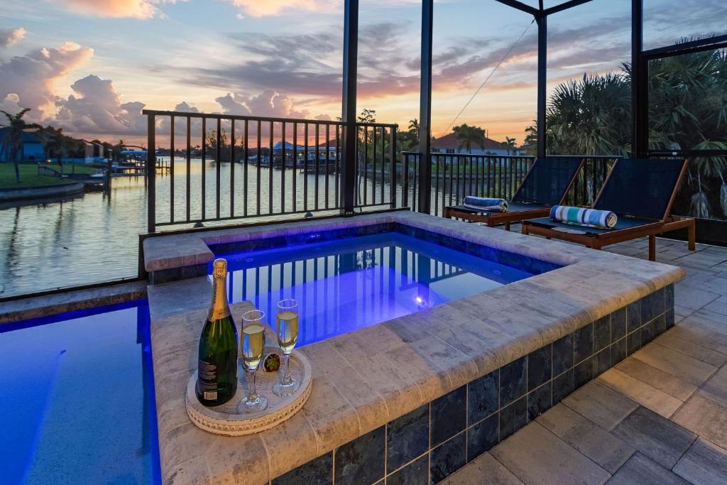 Dive into Fun & Relaxation at Waterfront Paradise - Sunset Haven, Burnt ...