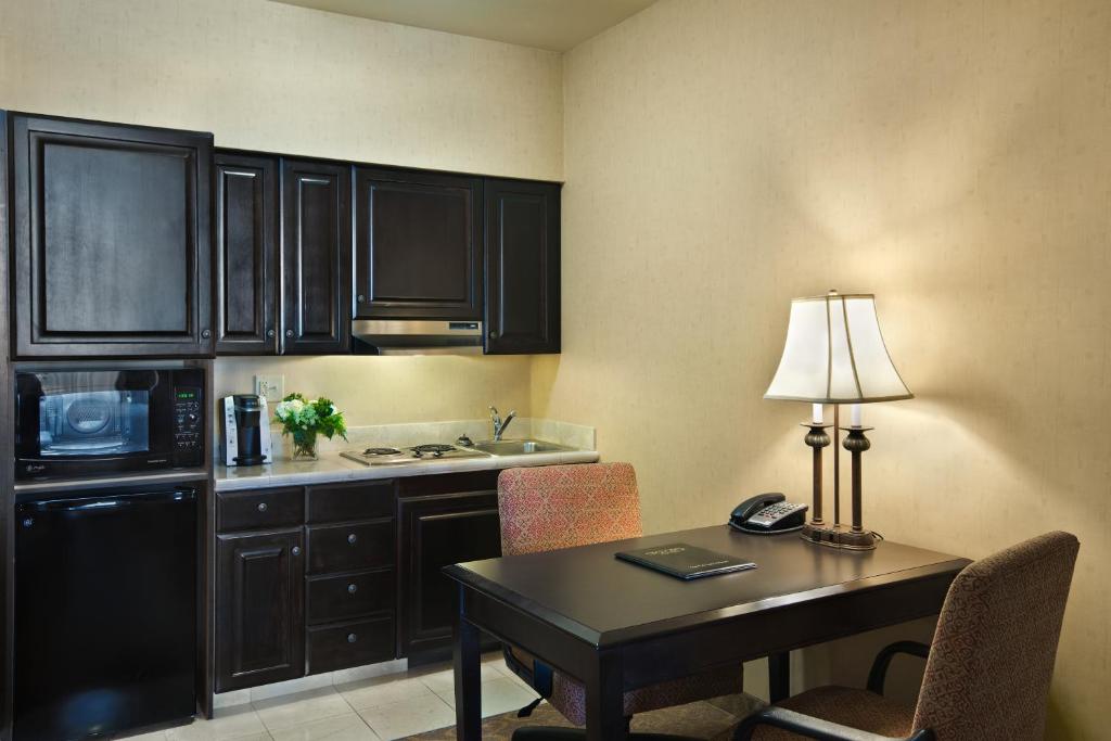 Oxford Suites Boise, Boise (updated prices 2025)