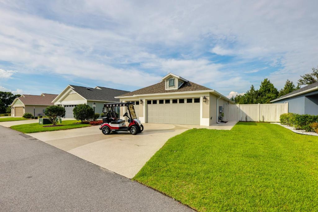 Golf Cart and Preserve View The Villages Retreat!, Adamsville (precios ...