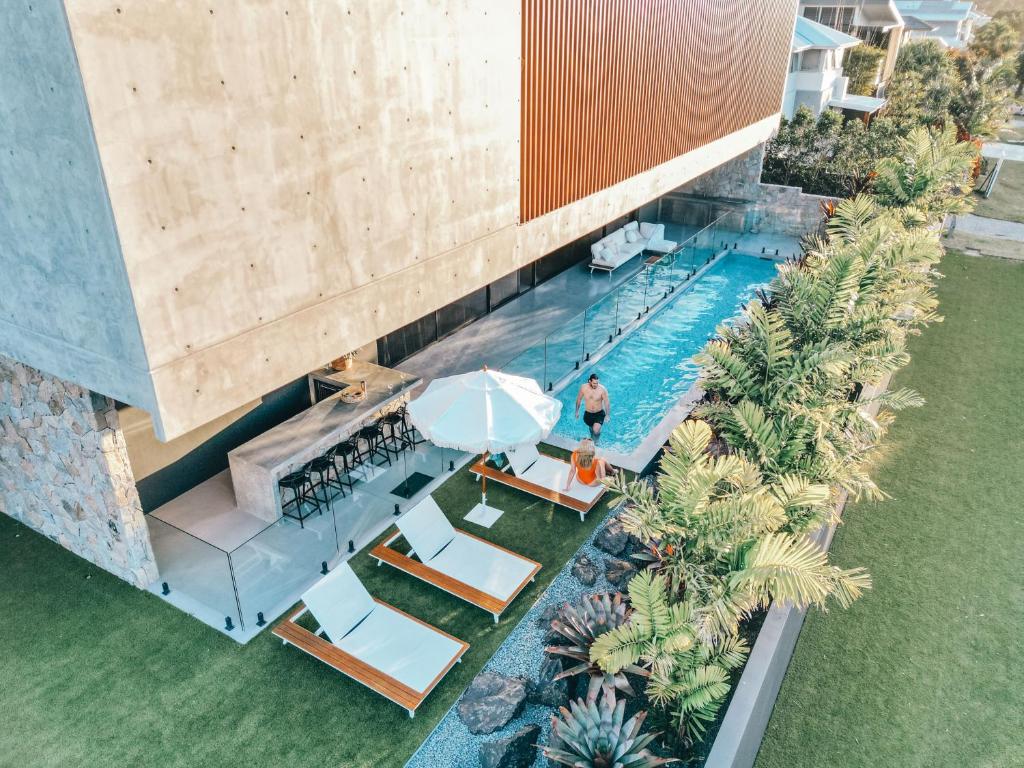 Mana Beach House - Award winning, Heated Pool, Gym, Kingscliff ...