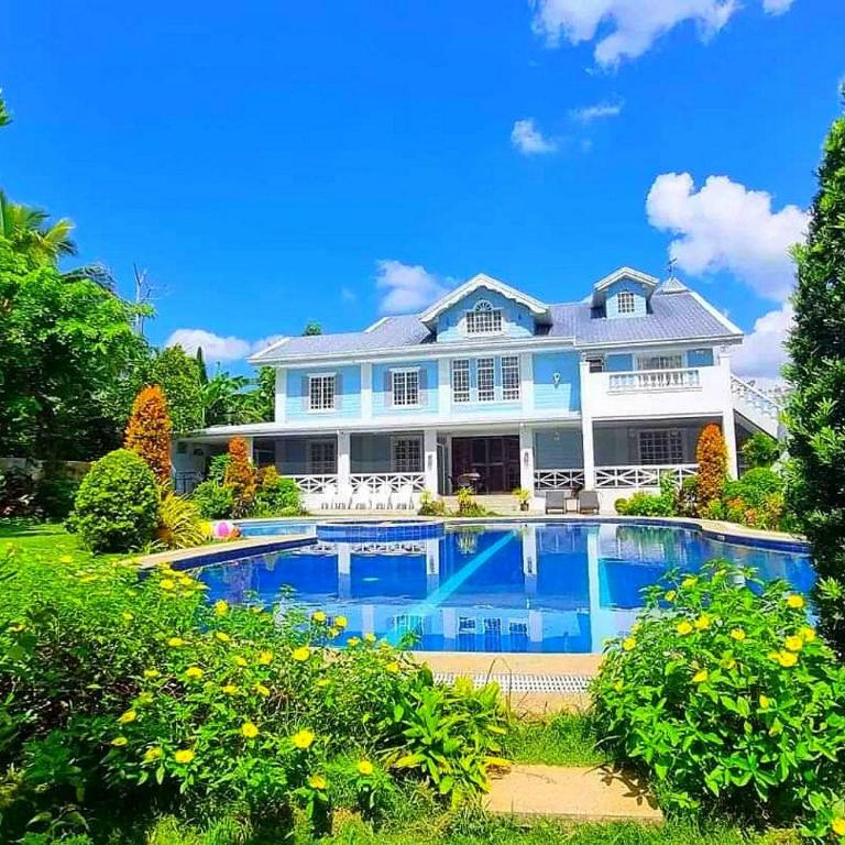 El Casa Azul, Amadeo (precios actualizados 2026)