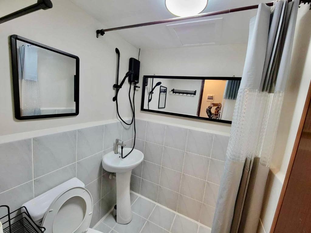 Cozy Nest Staycation, Suba (updated prices 2026)