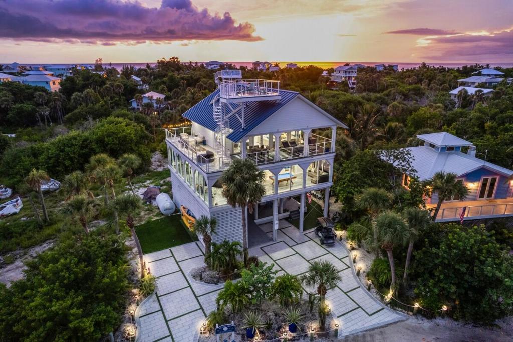 Sandy Feet North Captiva Island Beach House, Captiva (precios ...