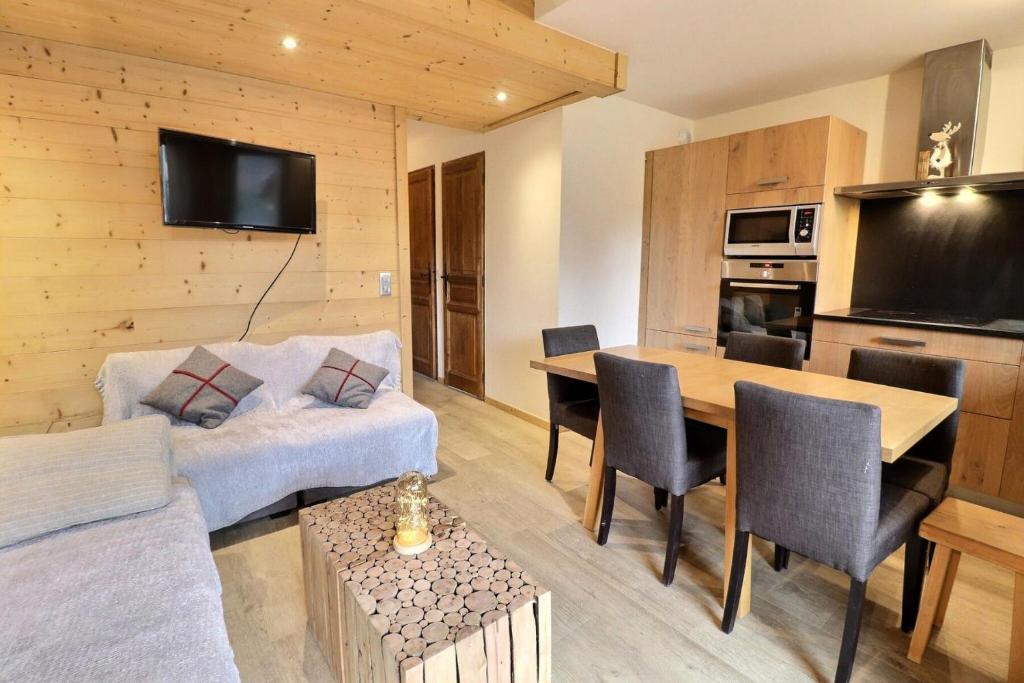 Résidence Antares - SUPERBE 4 PIECES DUPLEX - ENTIEREMENT RENOVE MAE ...