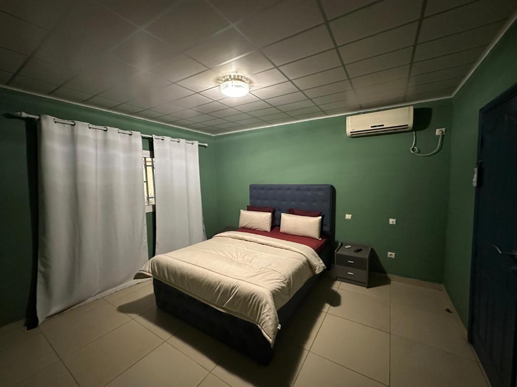 Timbabe, Malabo 2, Malabo (preços atualizados para 2025)