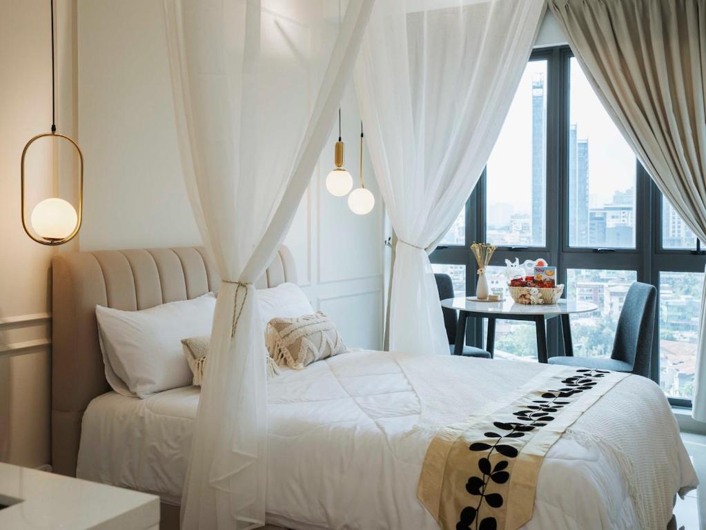 The Luxe KLCC by Infinitum - Deluxe Queen Suite B with Staircase, Kuala Lumpur (prețuri ...