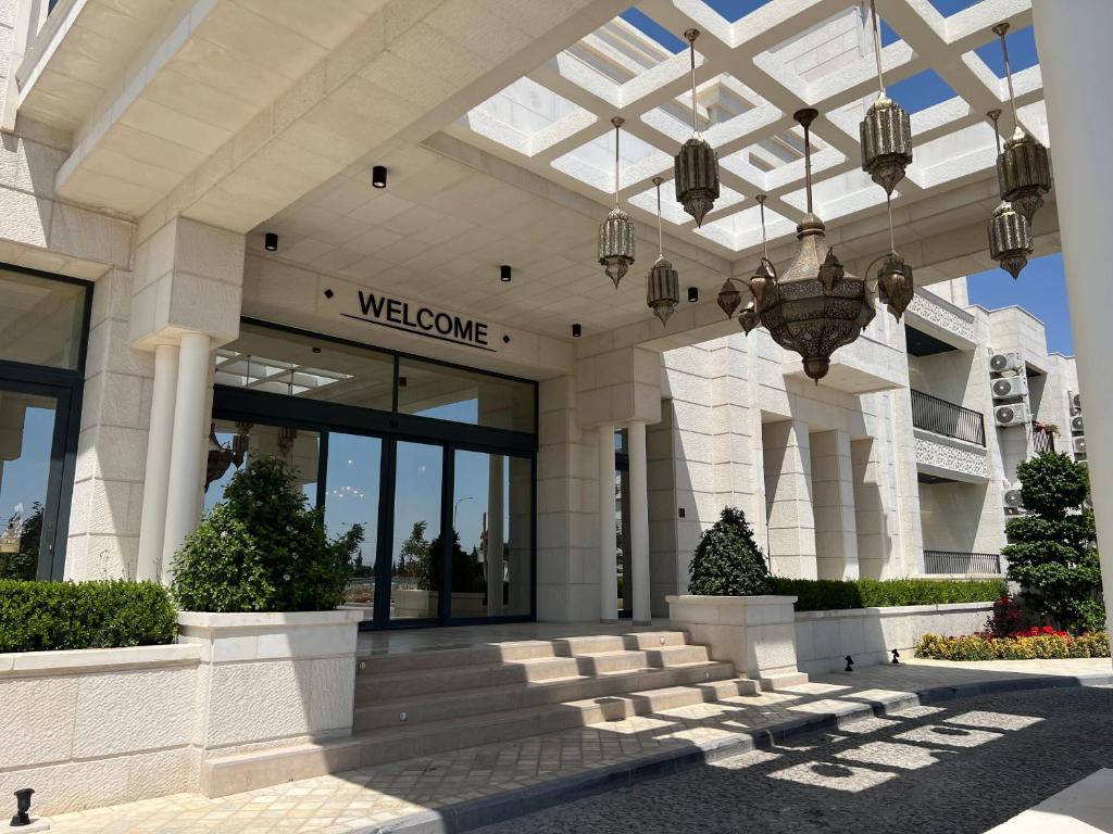 Al-Am'ari Group - Airport Boulevard G6 Apt1, Ammán (2026 legfrissebb árai)
