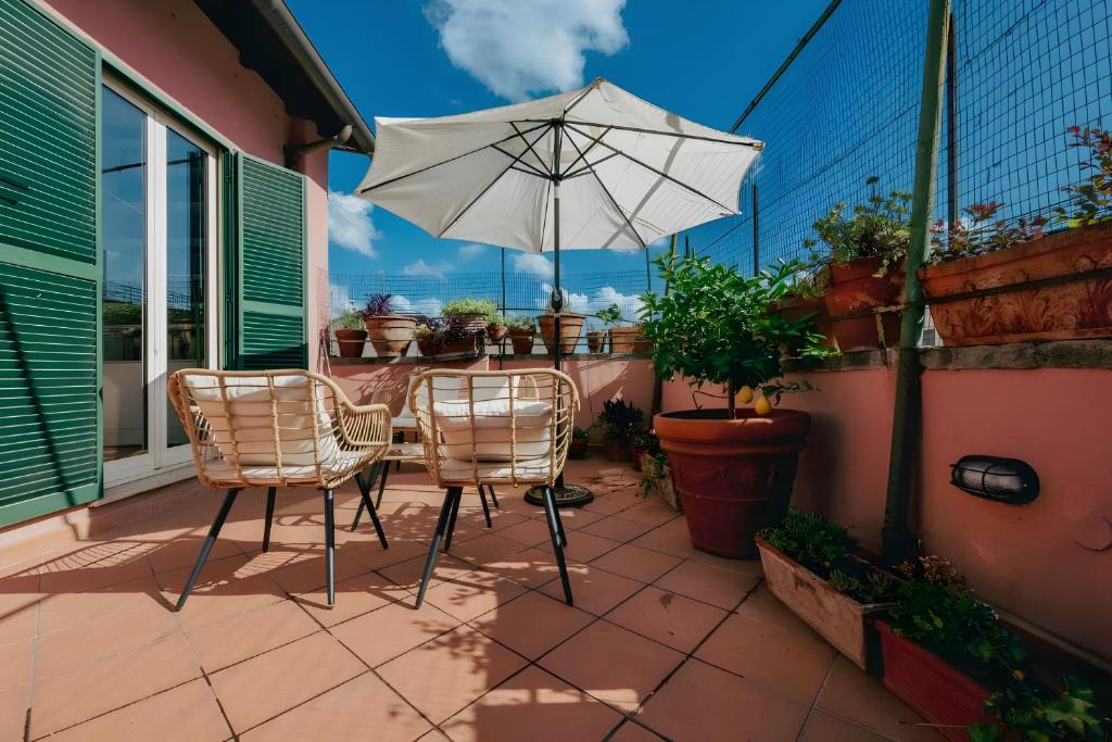 Elegantis Monti Penthouse With Private Terrace,‏ רומא (מחירים מעודכנים ...