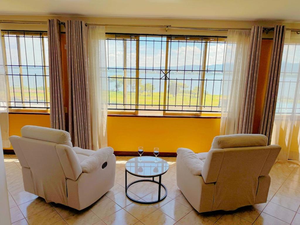 Modern loft overlooking the Lake, Horizon&Sunset, Kisumu (prezzi ...
