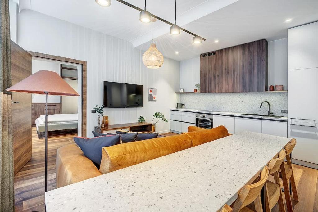 Domillion 5bdr Modern Urban Fourplex So1F, Вільнюс (оновлені ціни 2025 ...