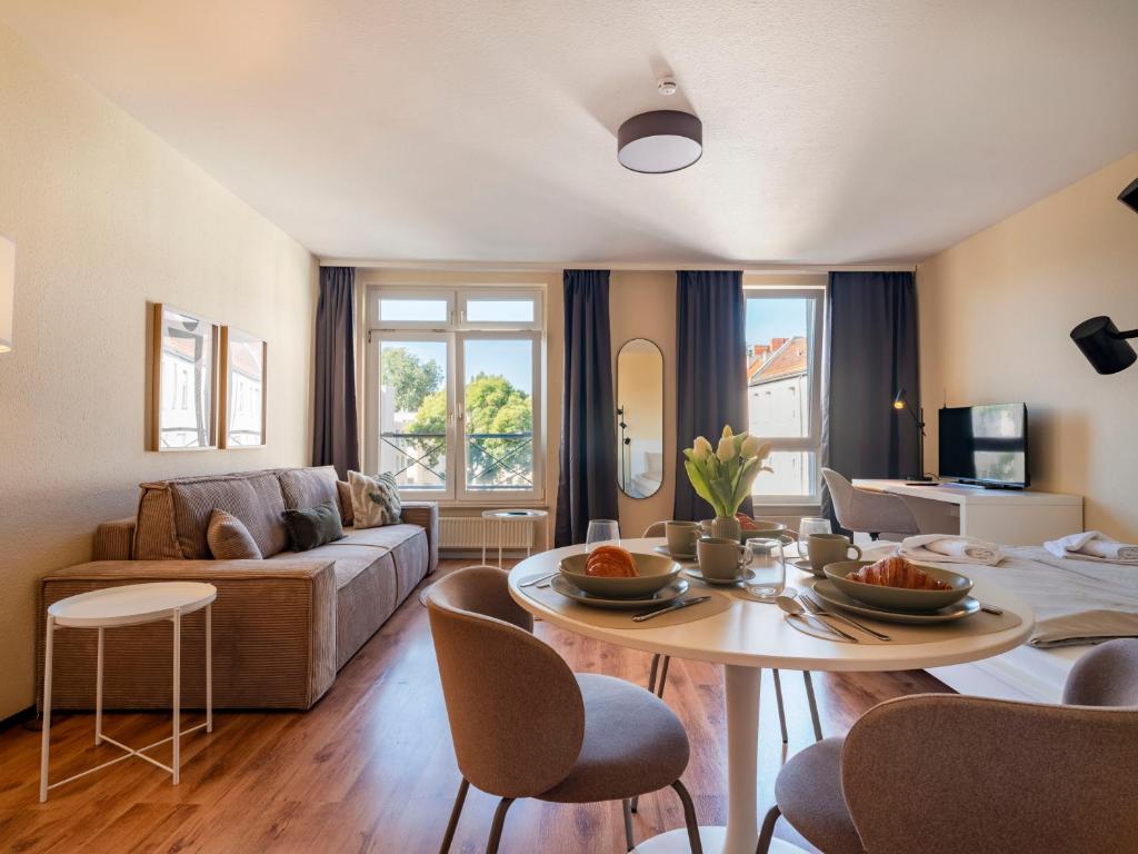 Studio Apartment Berlin Mitte - U-Bahn Leopoldplatz, Berlin (updated ...