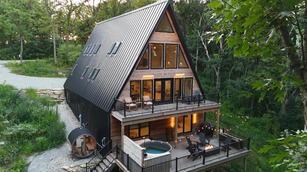 Aframe River Retreat, Sauna, Hot Tub, Workspace, New Build!, Beloit ...