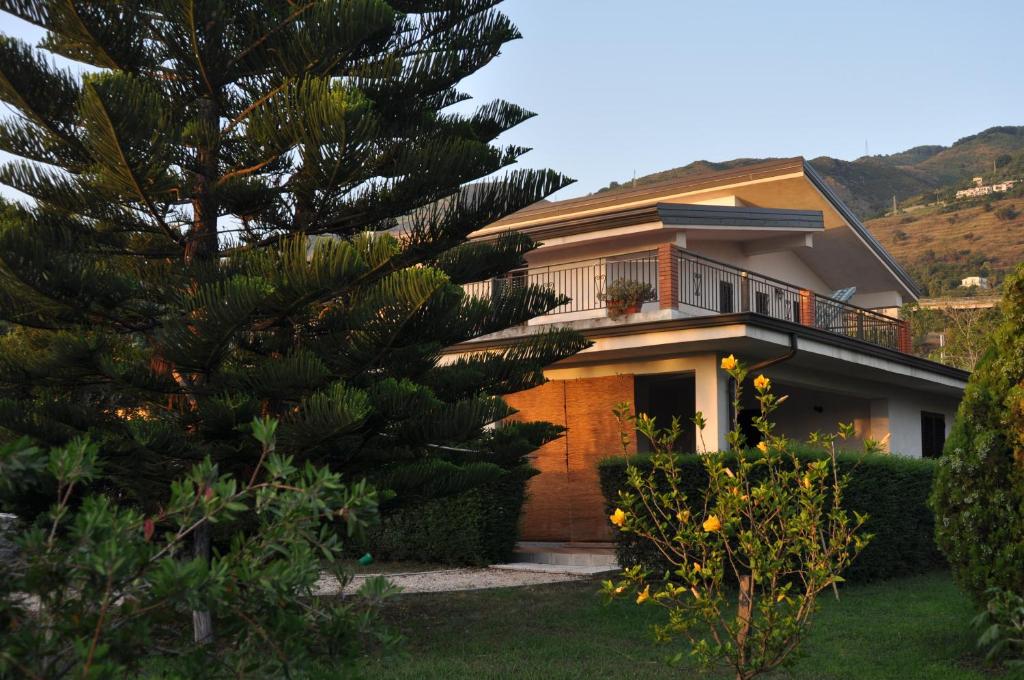 Villa Lidia, Paola (precios actualizados 2026)