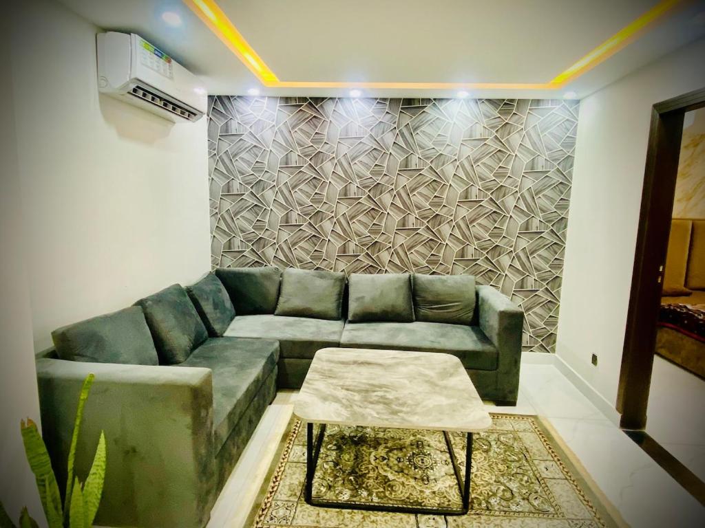 Eiffel Luxora Lilac one bed, Lahore (2025. aasta uuendatud hinnad)