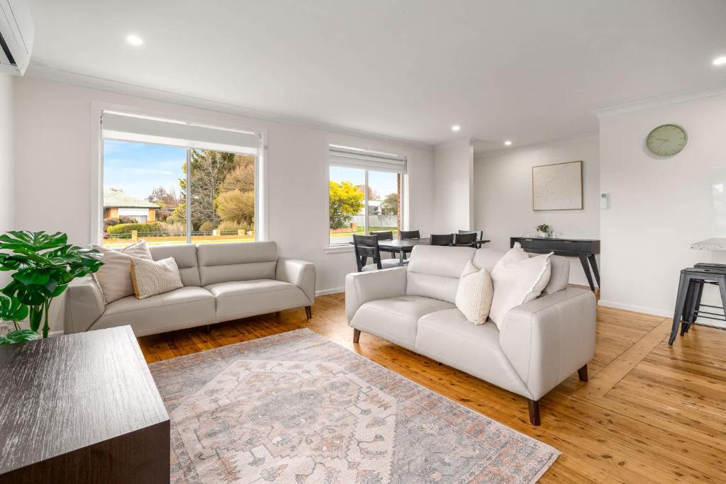 Blissful Blayney Home - Comfy Cosy and Sleeps 6, Blayney (tarifs ...