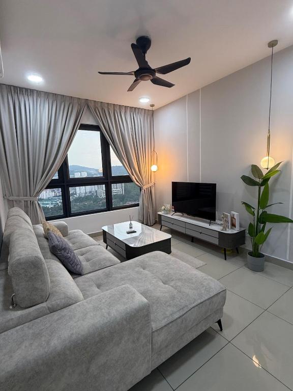 M Vertica w Infinity Pool Mrt TRX Sunway Velocity, Kuala Lumpur ...