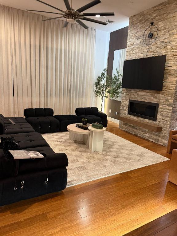 Luxury Oasis: Houston Rooftop Skyline, Houston (updated prices 2025)