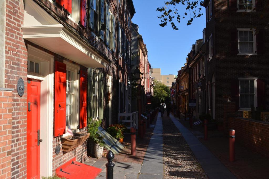 Alexander Inn, Philadelphia (updated prices 2025)