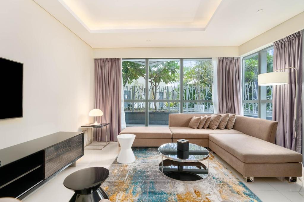 Your Hollywood-Style Hideaway -DAMAC Paramount, Dubai (updated prices 2026)