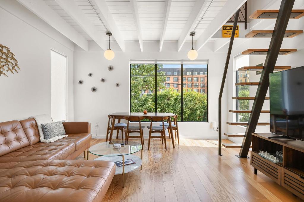 Modern East Austin House by Barcle, Austin (updated prices 2026)