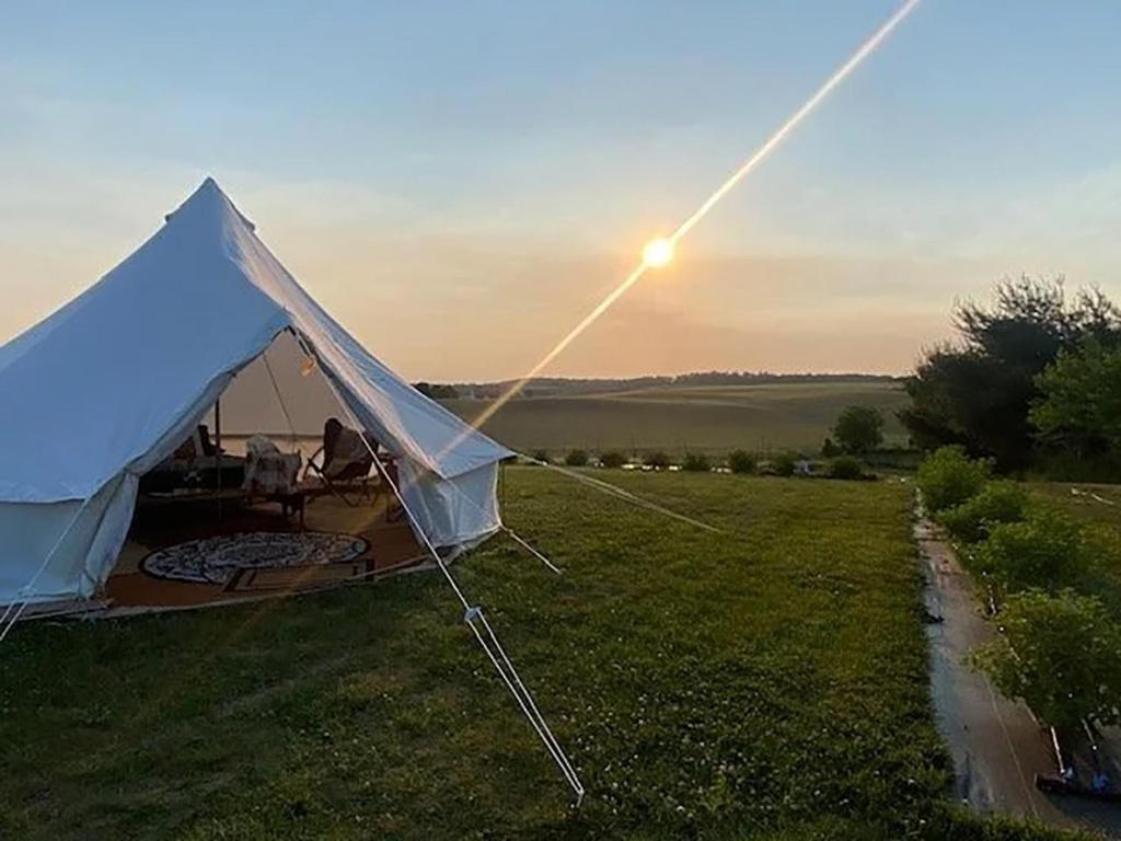 The Nest at Hummingbird Hill - Glamp tent, Shreve (bijgewerkte prijzen ...
