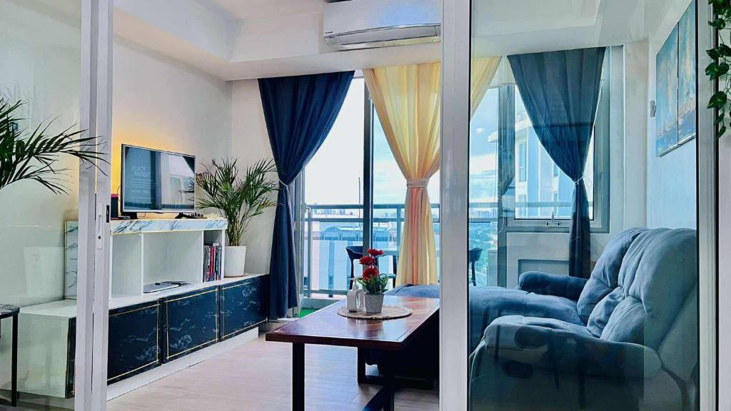 L A Azure staycation, Μανίλα (ενημερωμένες τιμές για το 2025)