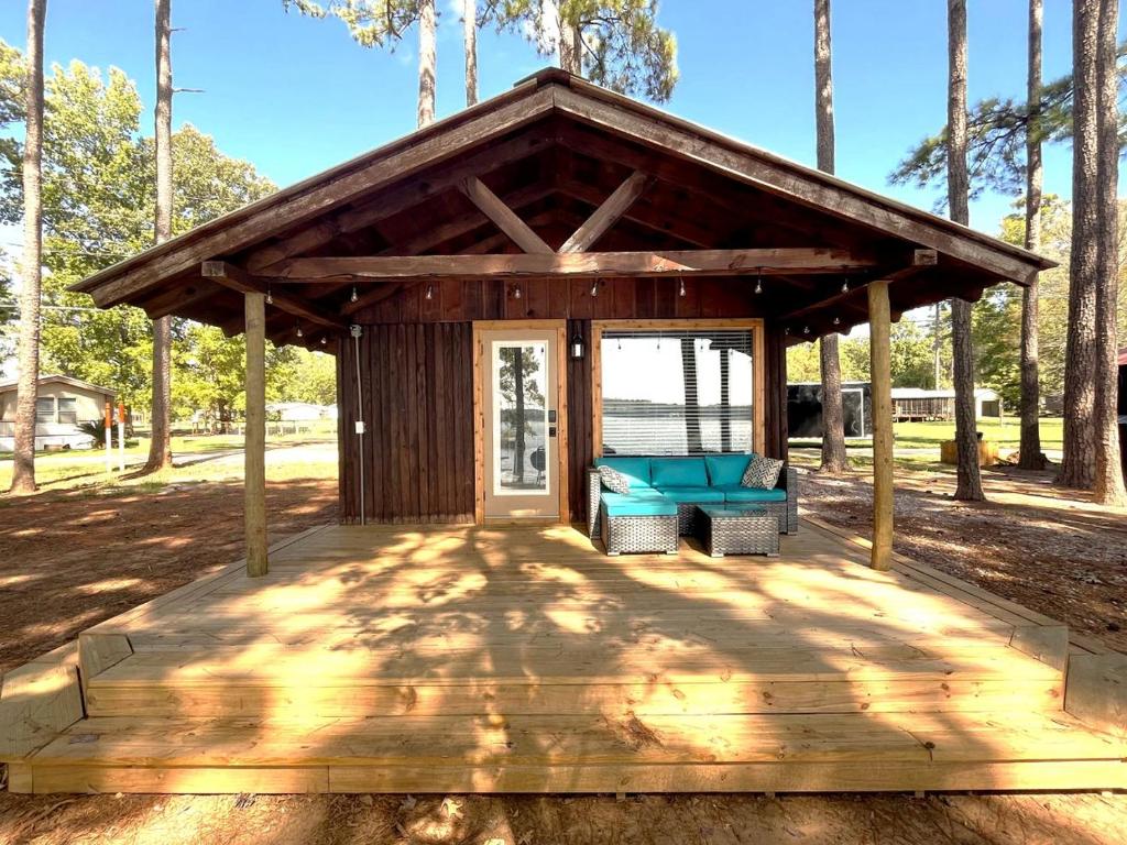 Rustic Waterfront Cabin On Toledo Bend Lake For An Unforgettable