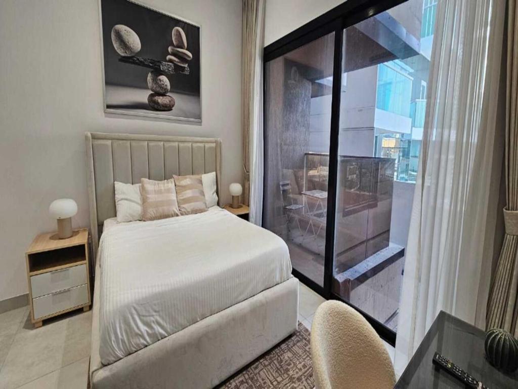 Beautiful Studio in Jumeirah Village Circle, Dubaï (tarifs actualisés ...