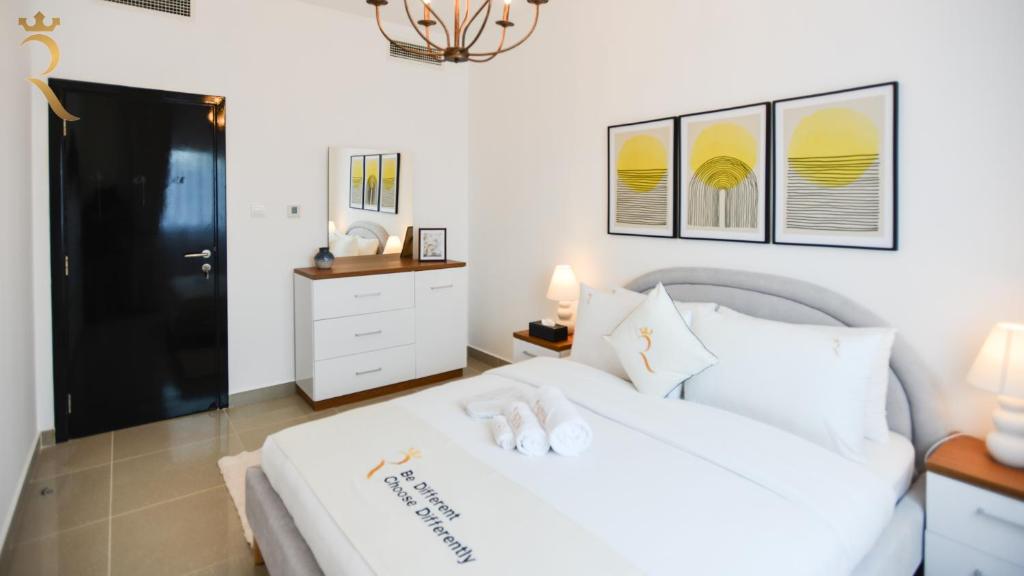 Al Reef Elite 3BR - Luxury Stay with Pool Access Near Al Reef Beach ...