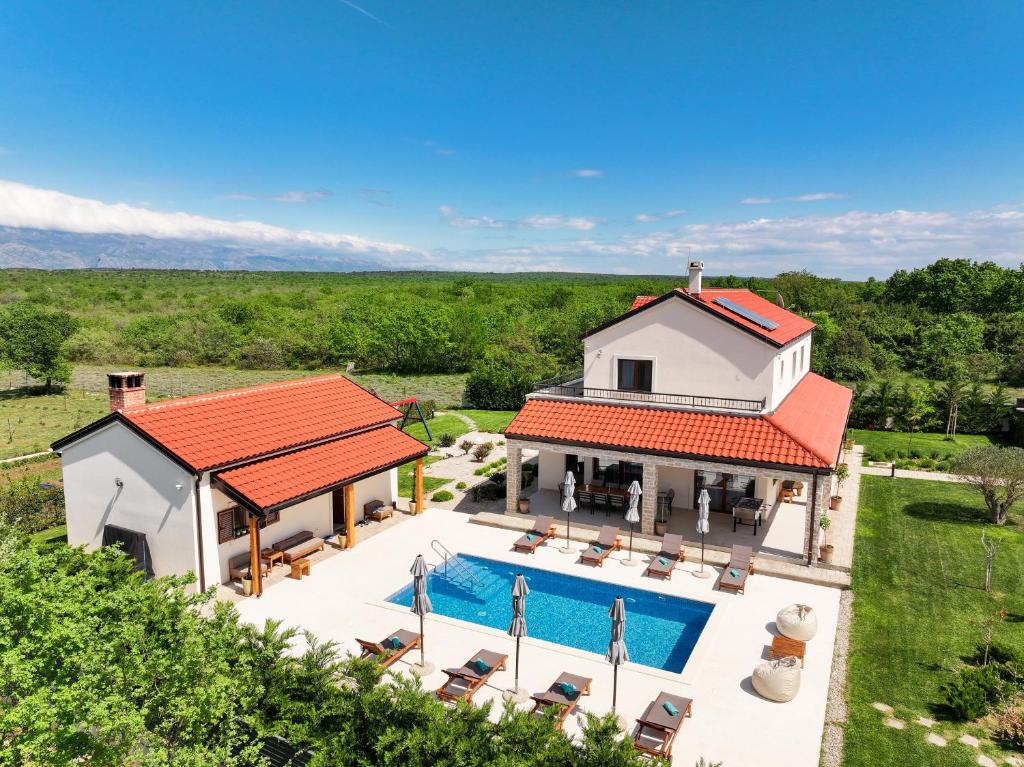 Villa Velebita with heated pool, Poljica (updated prices 2026)