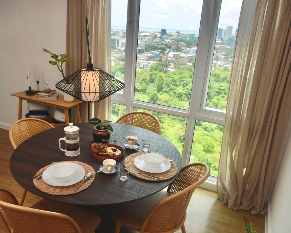 Abreeza Mall Gem- Sea and Sunrise Corner View, Davao City (updated prices 2025)