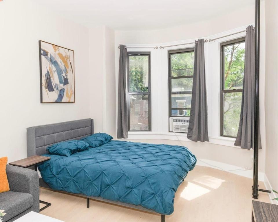 Albany Studio with Kitchen, WiFi, Gym and Game Room Near Capitol ...