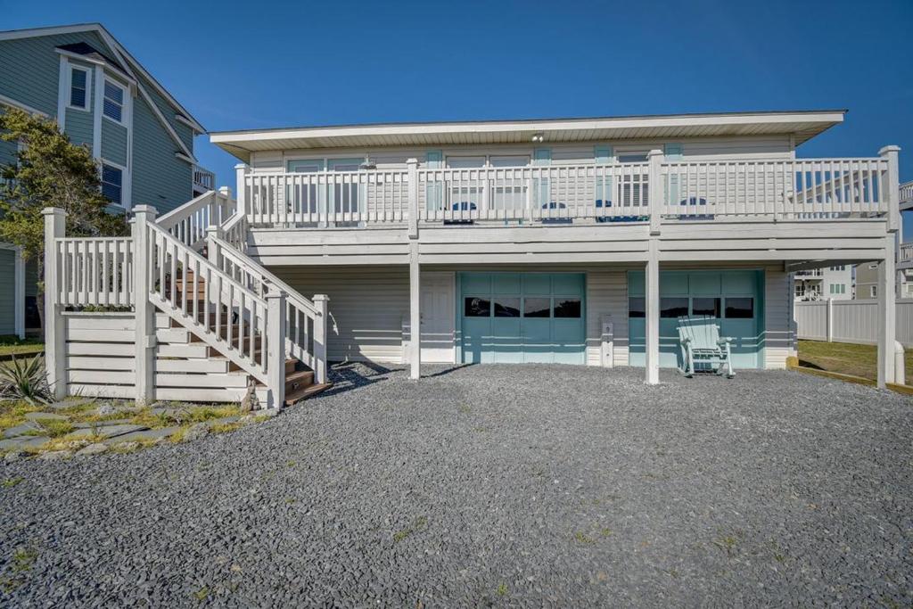 The Reel Inn, Holden Beach (updated prices 2026)