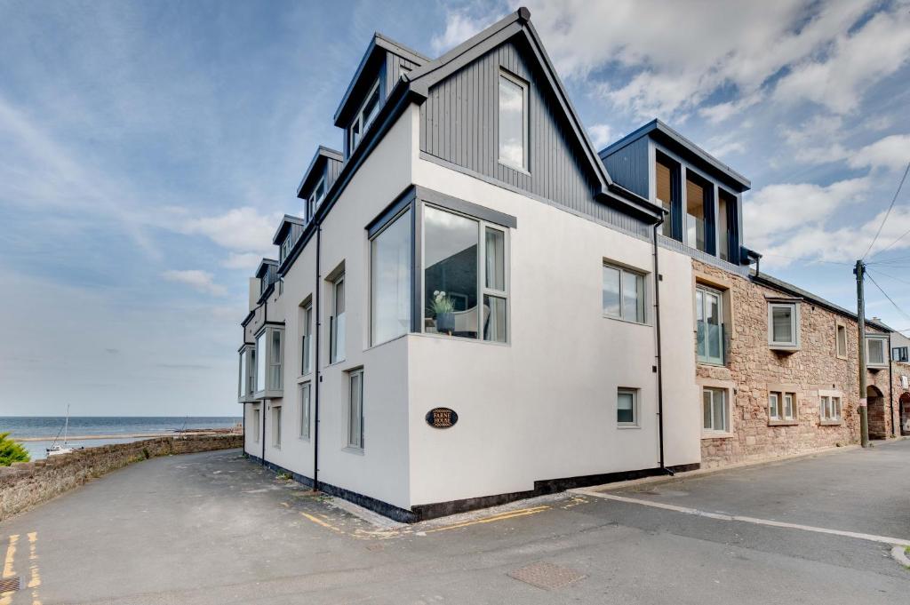 Water's Edge at Farne House, Seahouses، سيهوسيس (أسعار محدثة لعام 2025)