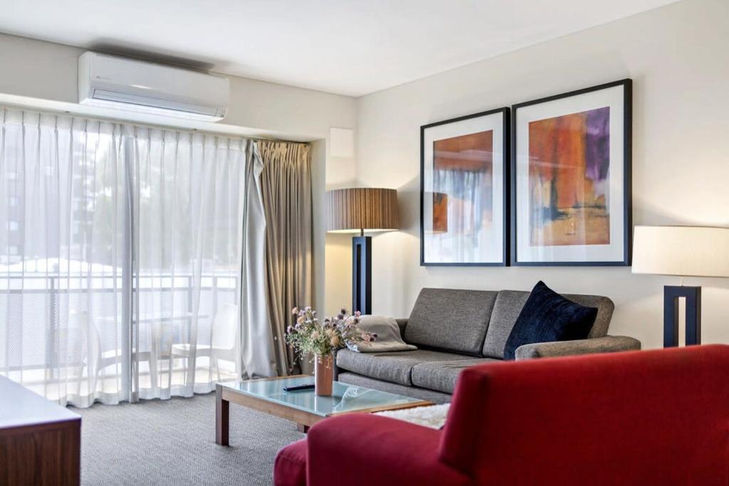 柏斯的2 Bedroom 2 Bathroom Apartment in the Heart of Perth CBD（2026 年最新房價）
