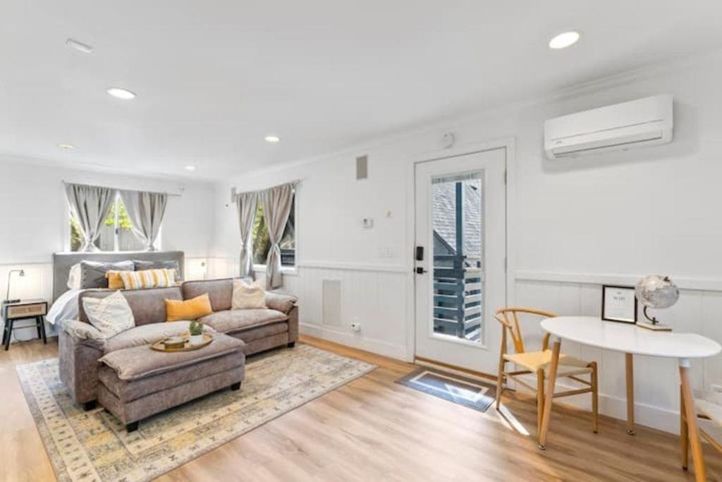 Cozy Studio with Full Kitchen, Hot Tub & BBQ, Lake Arrowhead (precios actualizados 2025)