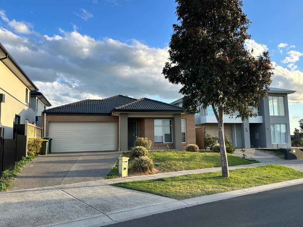 Modern 4 bedroom Family Home, Point Cook (precios actualizados 2026)
