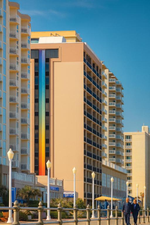 Four Sails Resort, Virginia Beach (updated prices 2026)